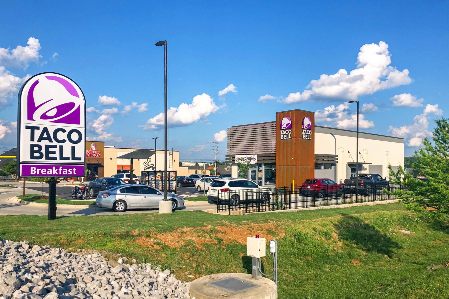 SIG Handles Transaction of Taco Bell NNN For Sale in Smyrna, TN | SIG