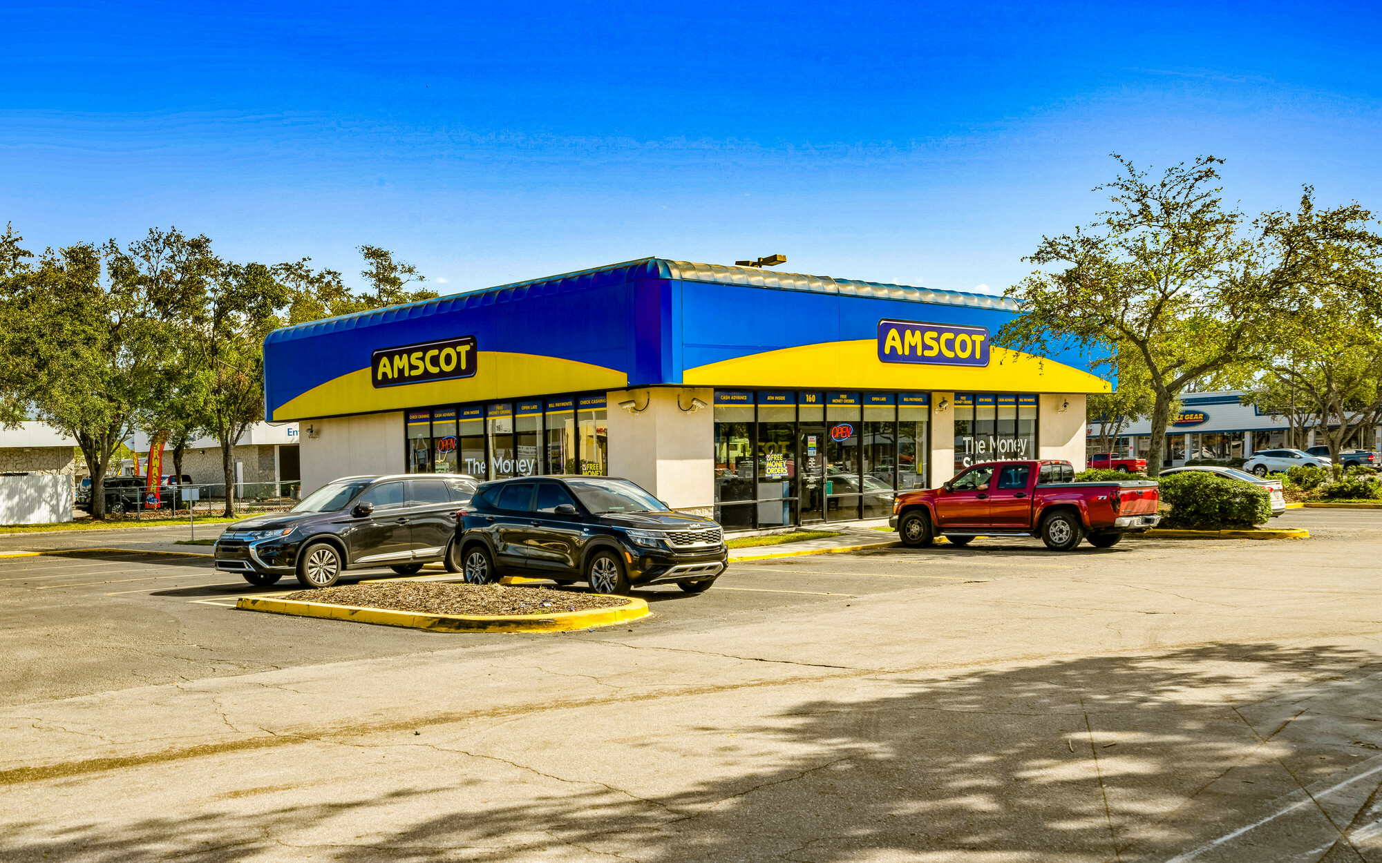 Amscot NNN Property Retail Tampa Florida