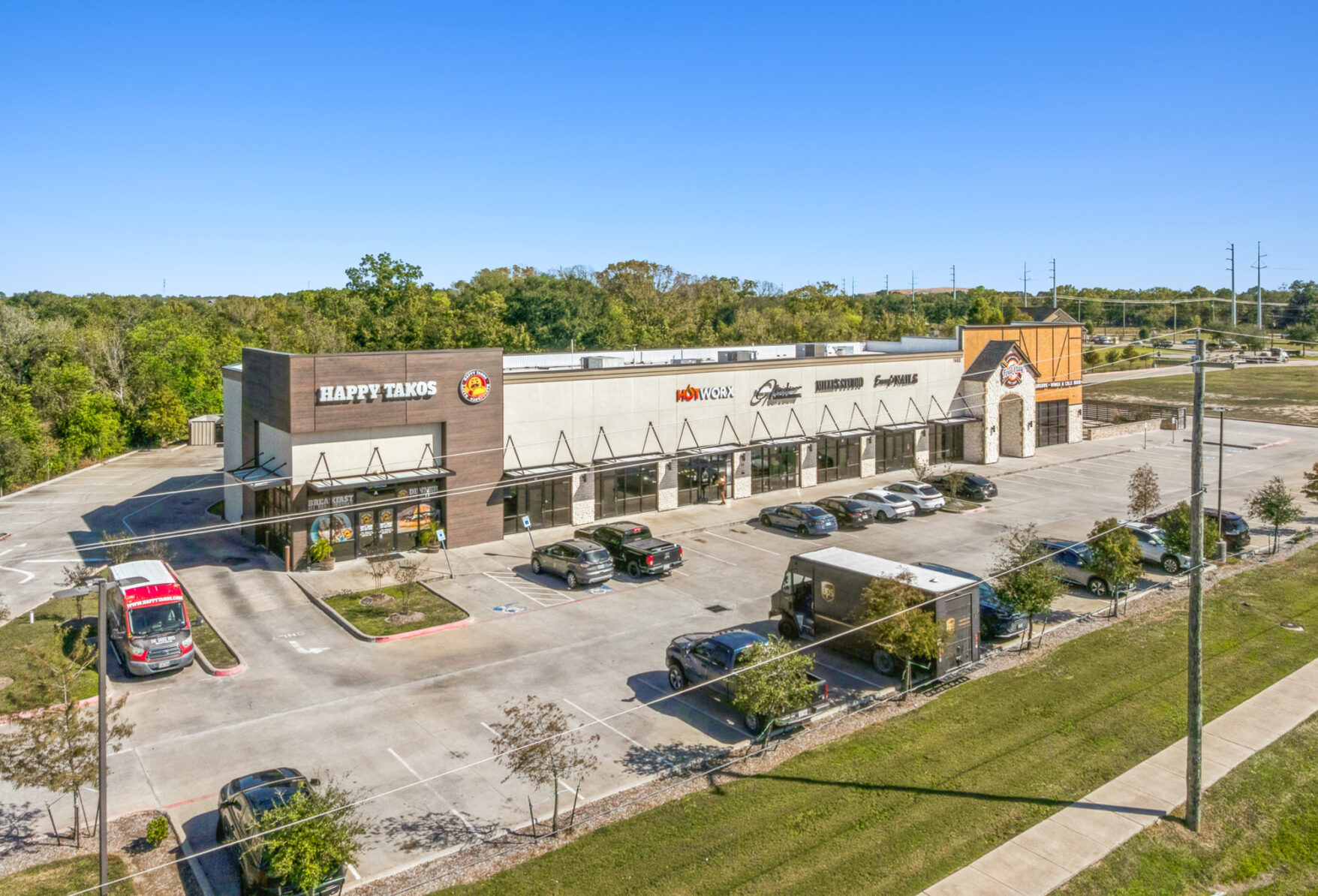 Alvin Plaza NNN Asset Shopping Center Alvin Texas